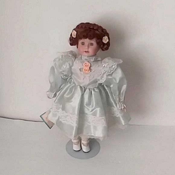 Mallory | Toys | Beautiful Sweetheart Doll 7 Porcelain Red Hair Green ...